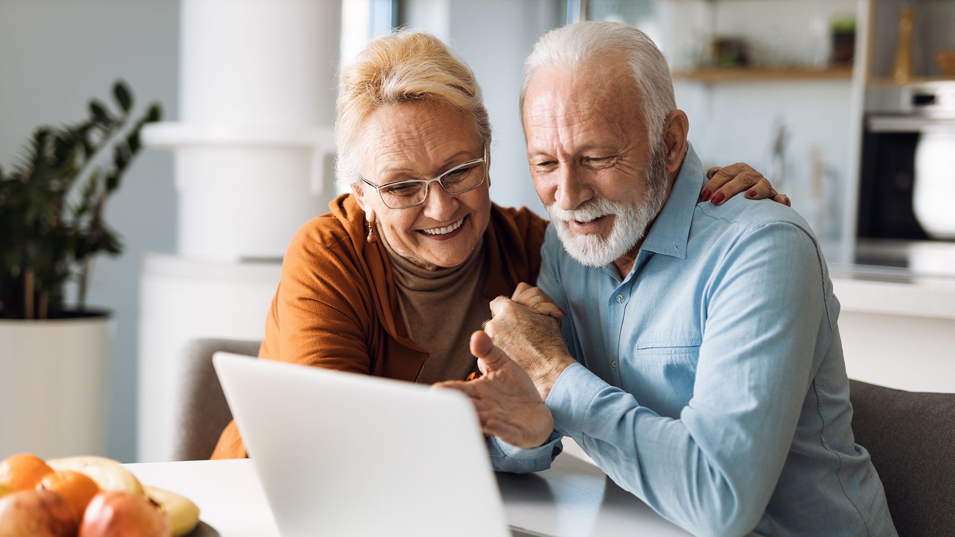 RIC hearing aids: Benefits, price, best models & comparison guide